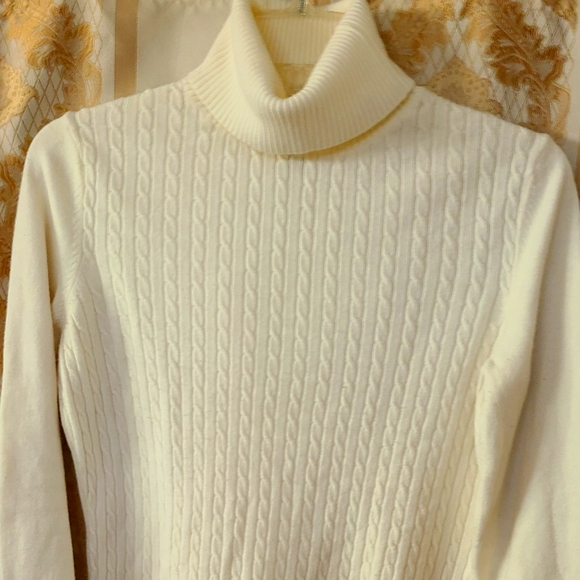 Dedigner Original | Sweaters | Designer Original Woman Petite Sweater ...